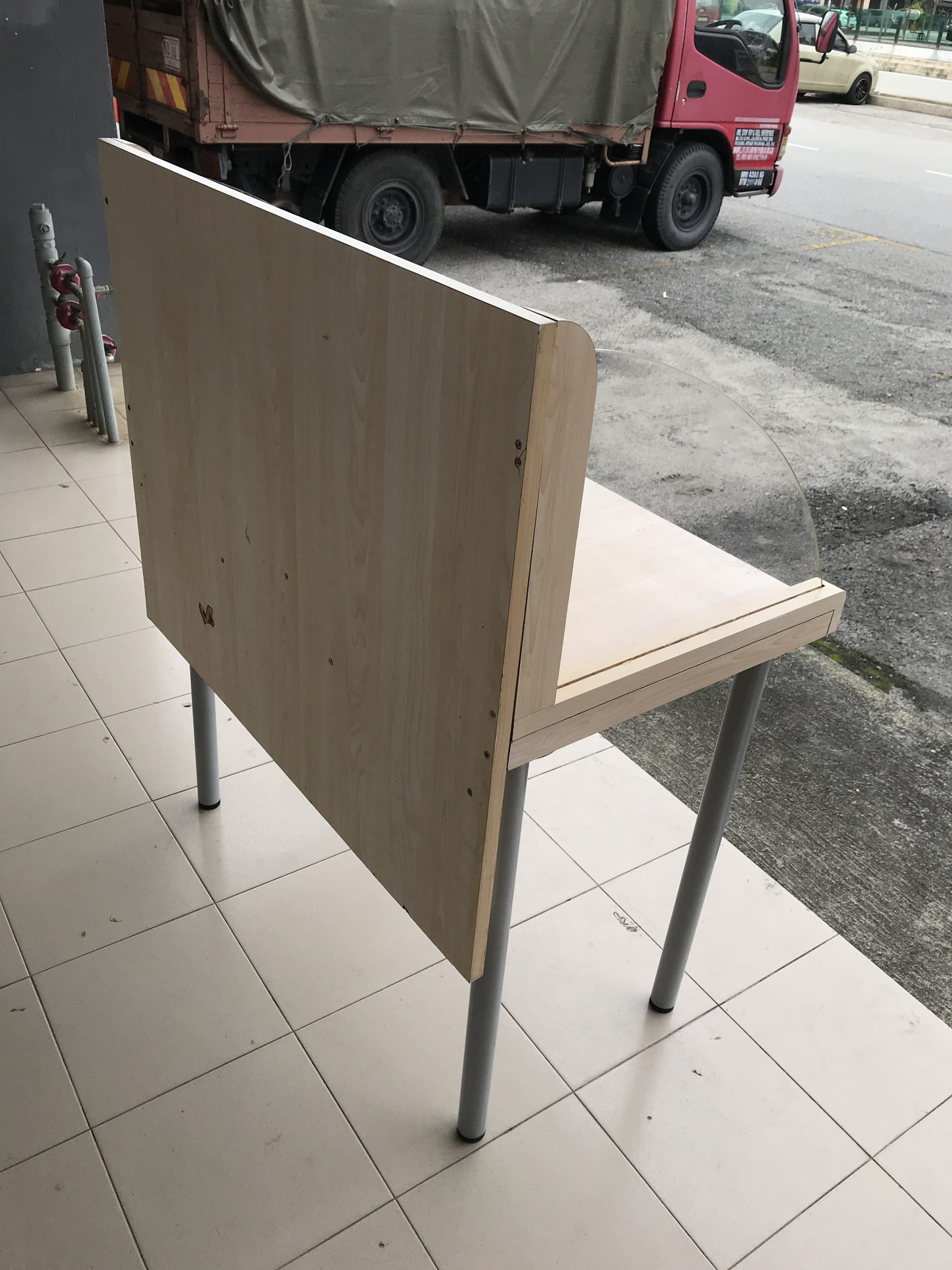 Table 3ft Table 3ft