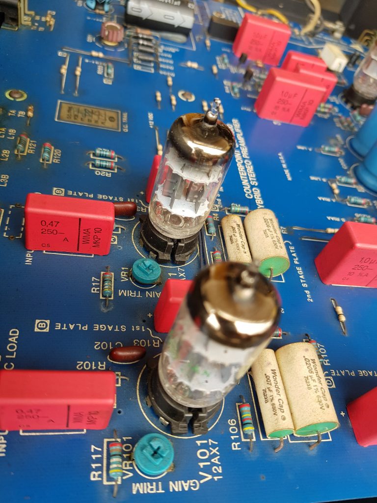 Counterpoint SA-1000 & SA-12 Hybrid Tube/MOSFET Preamp & Power Amp(Sold)