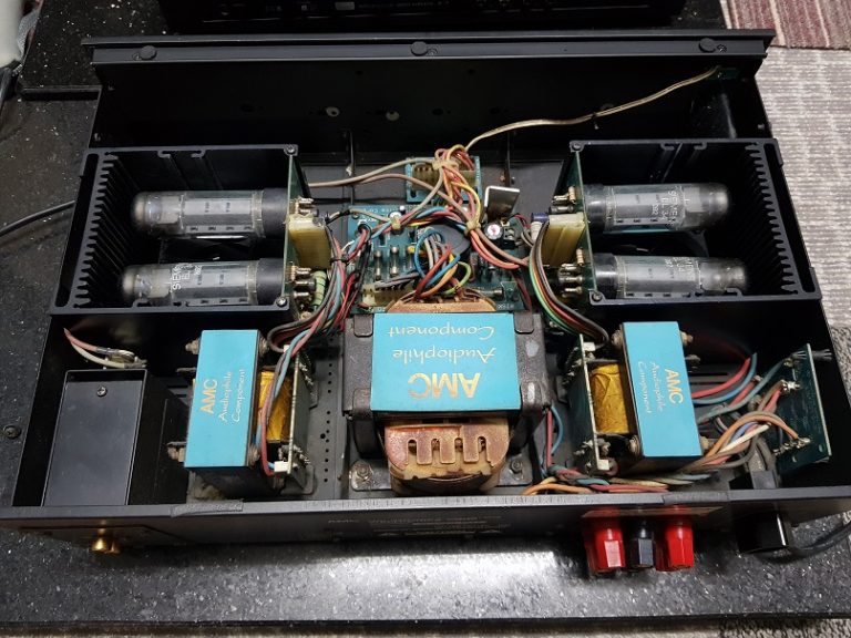 AMC CVT-2030 tubes stereo power amplifier (Sold)